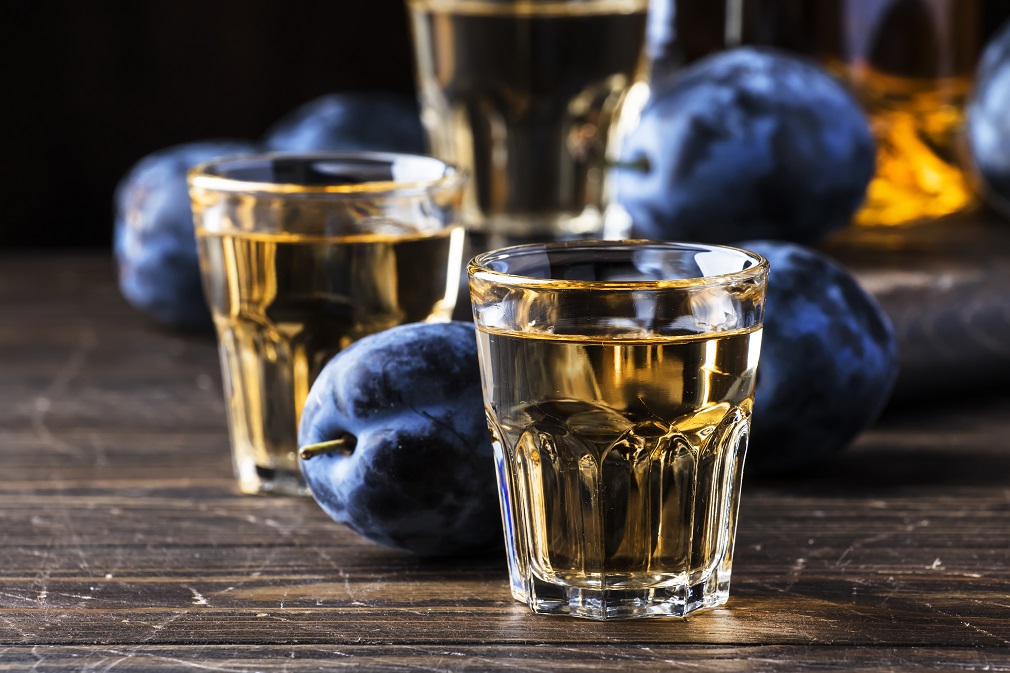 Odležavanje rakije - Agro TV